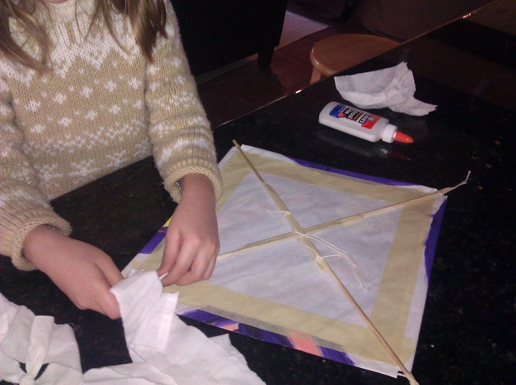 Make Your Own Kite | Hands On Learning and Story Time